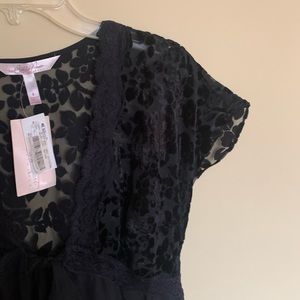belle nuit | Intimates & Sleepwear | Nwt Stunning Belle Nuit Robe ...